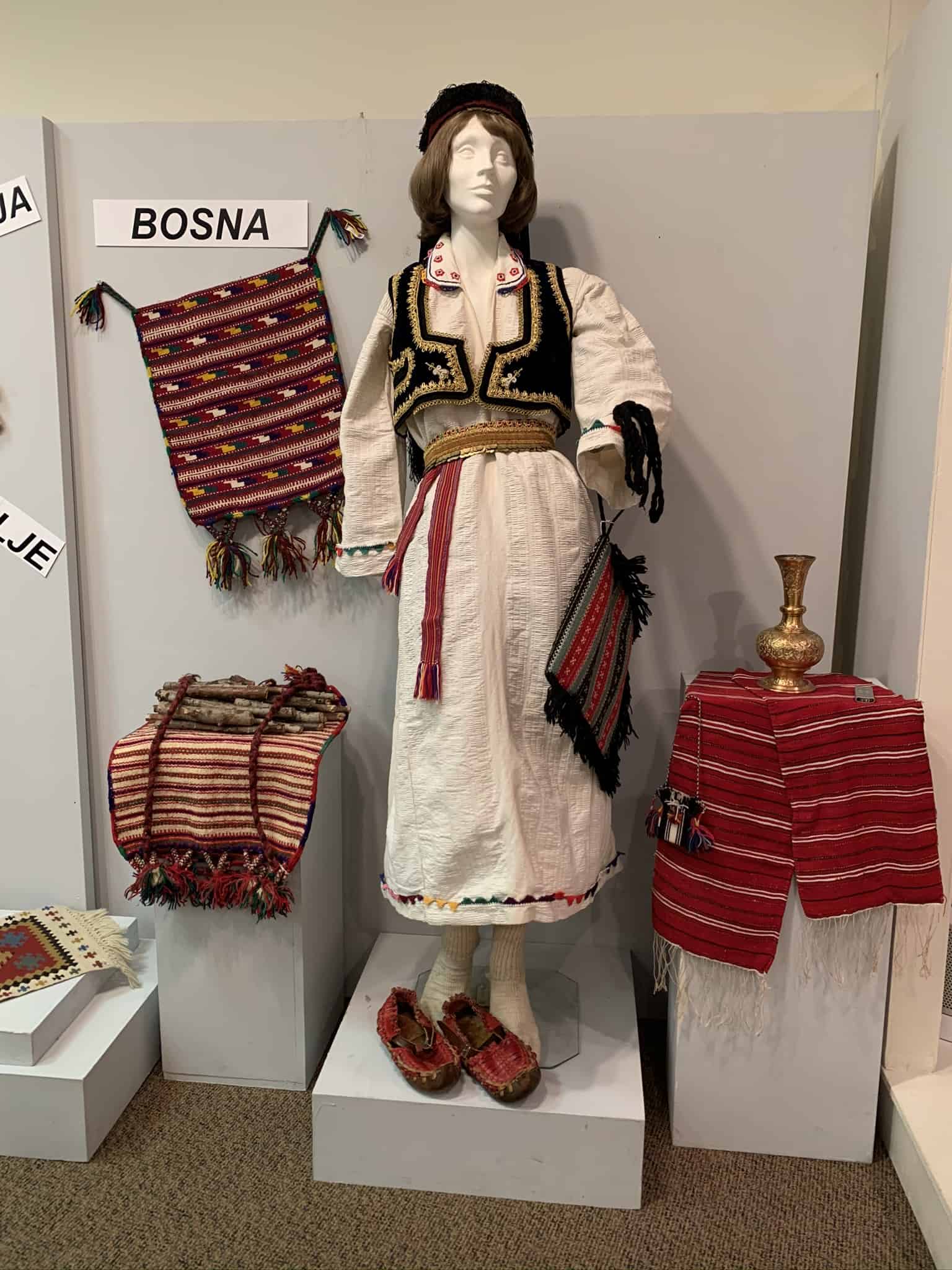 Croatian Folk Dress: Croatia, Bosna, and Hercegovina - Croatian ...